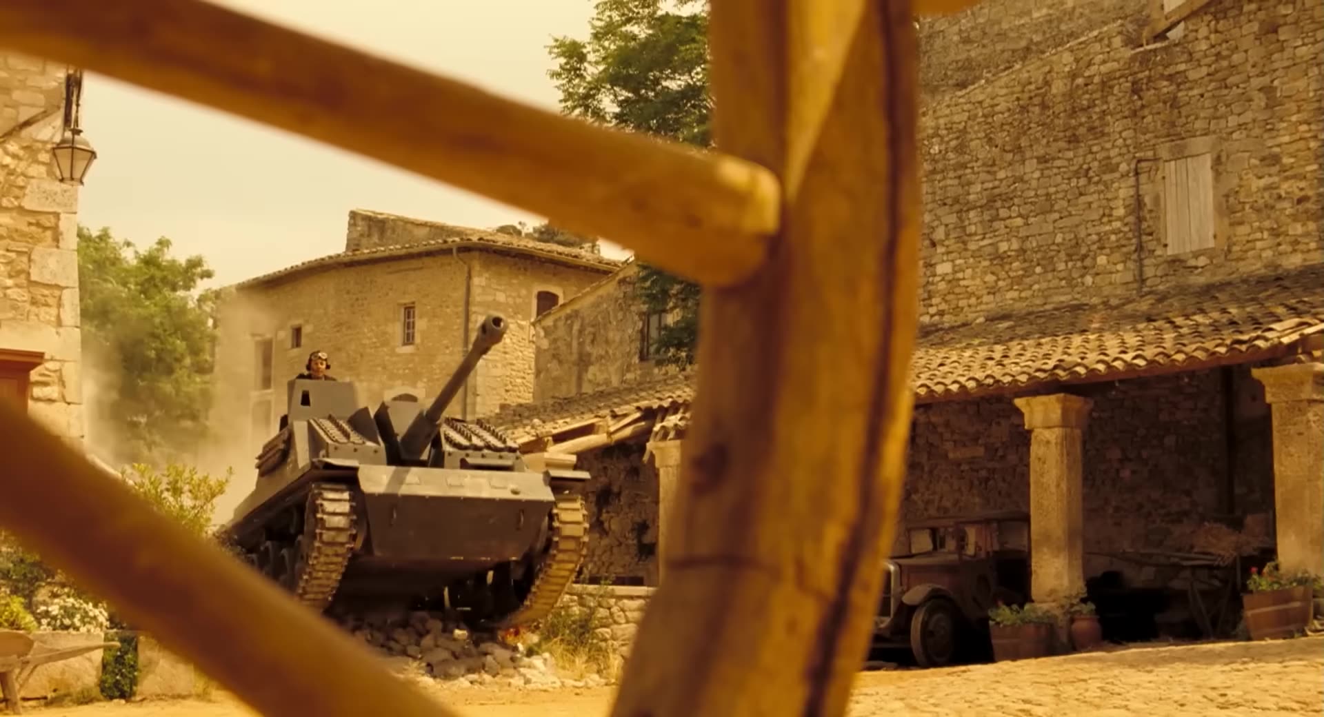 Bean's War Movie?! | Mr Bean's Holiday | Mr Bean Official