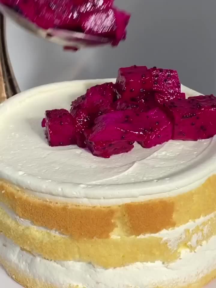 Perfect Cake Recipe & Easy Decoration Ideas | Make Your Cakes Stunning!"