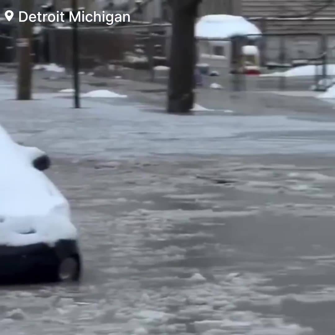 Chaos in Michigan as Water Main Breaks, Leaving Residents in Massive Flood