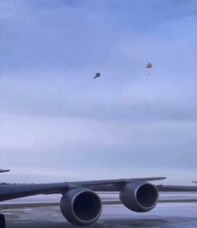 PILOT EJECTS SELF AS FIGHTER JET MYSTERIOUSLY FALLS OUT OF SKY ⚠️