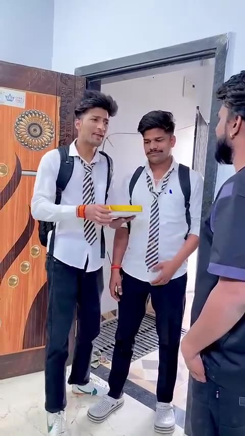 Ekdam sahi no diya sir ko 😂#shorts #funny