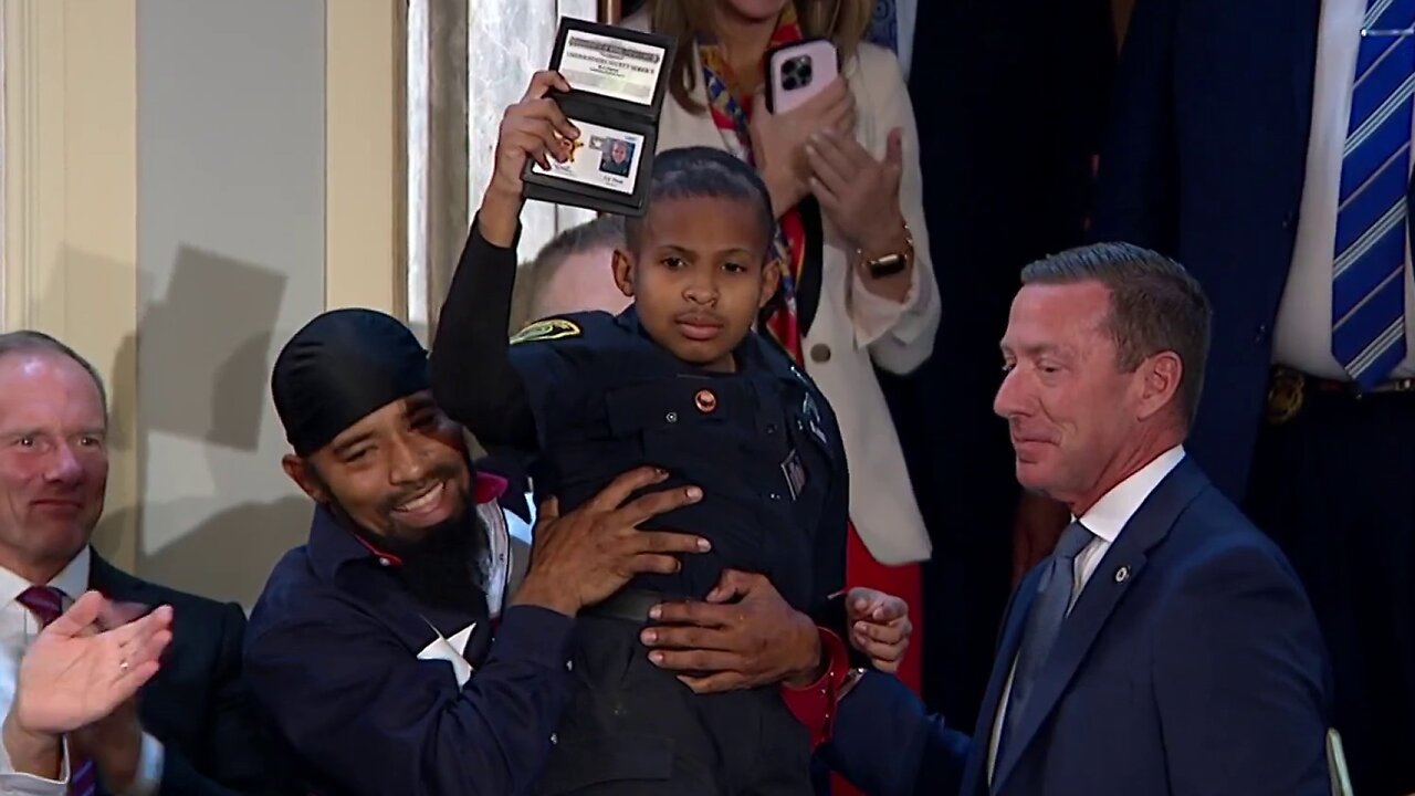 Trump Honors Young Brain Cancer Survivor DJ Daniel, Makes Him Honorary ...