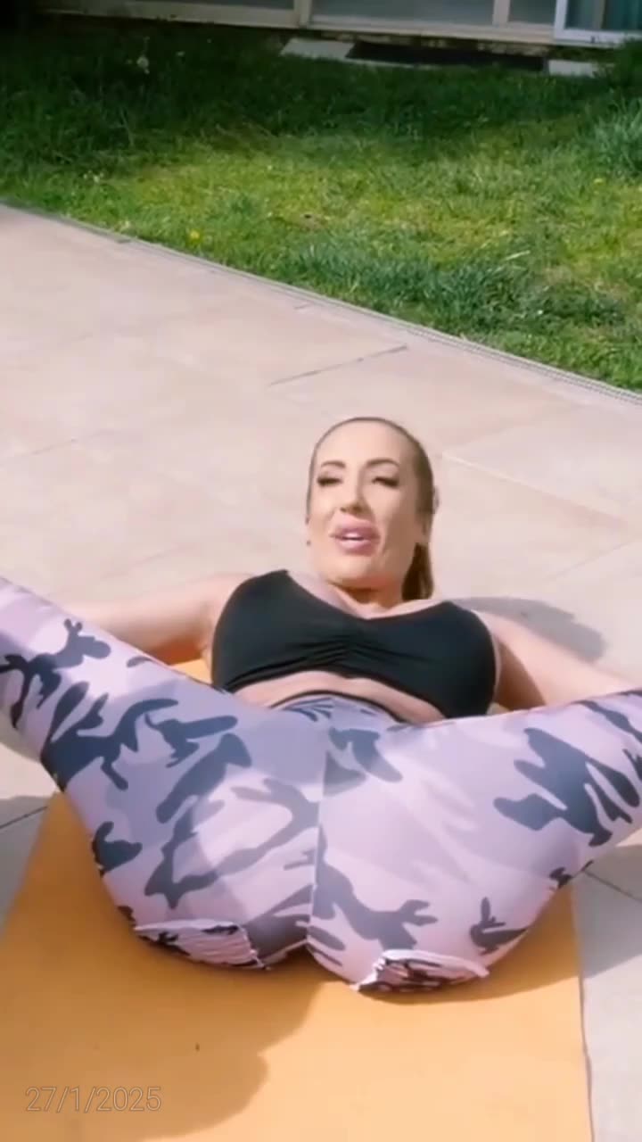 Sexy Hot Girl Fun Bold Scenes