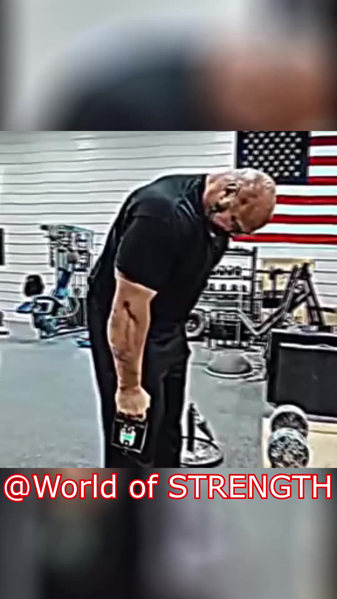 Devon Larratt and Brian Shaw test their grip strength