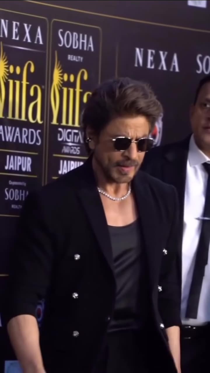 SRK at Nexa IIFA awards 2025 🔥😎😎 Shah Rukh Khan #SRK IIFA Awards