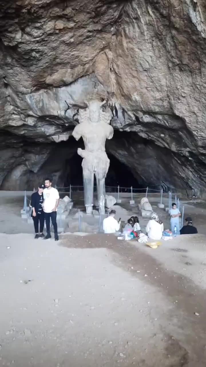 SHAPUR CAVE IN THE ZAGROS MOUNTAINS IN SOUTHERN IRAN 6 KM FROM THE ...