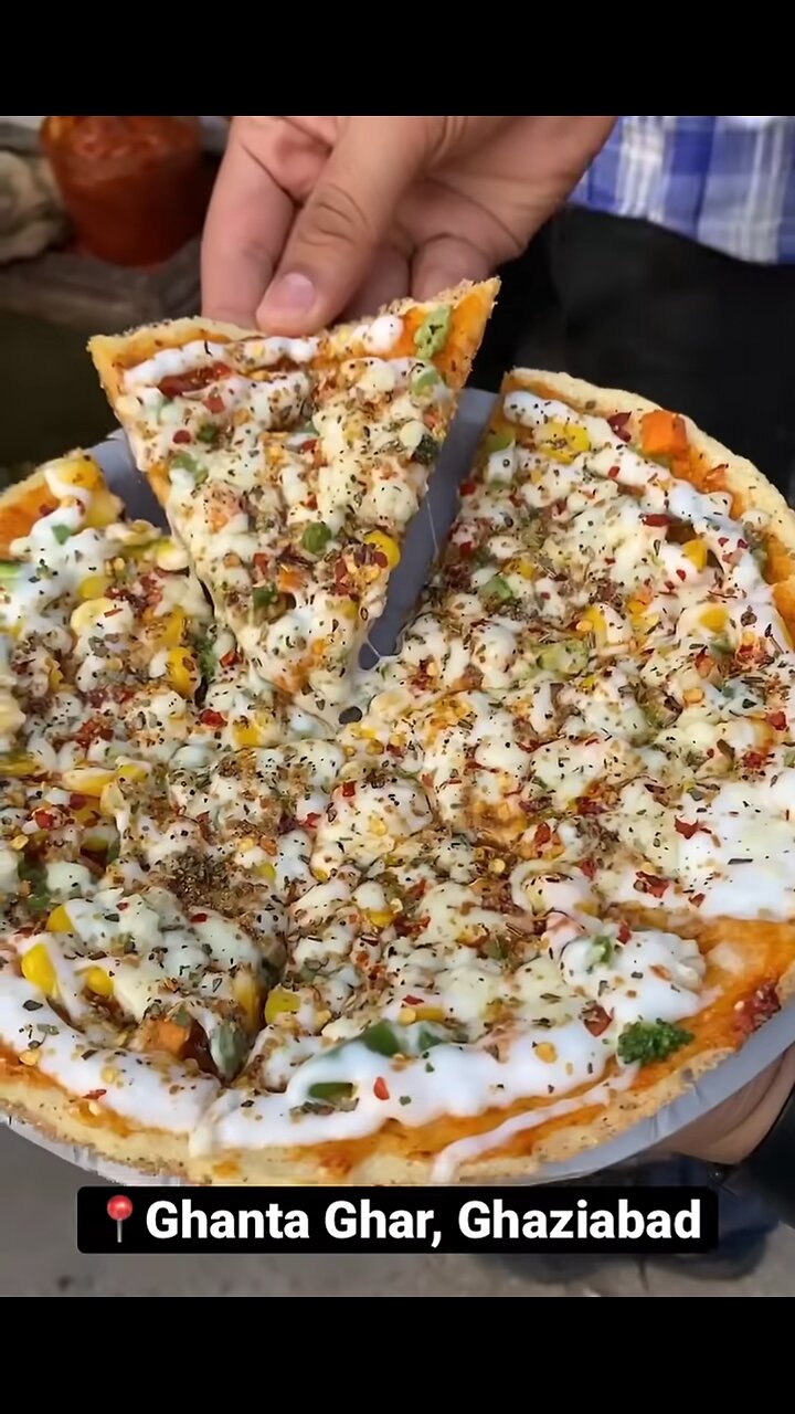 Indian street food: Desi wala pizza