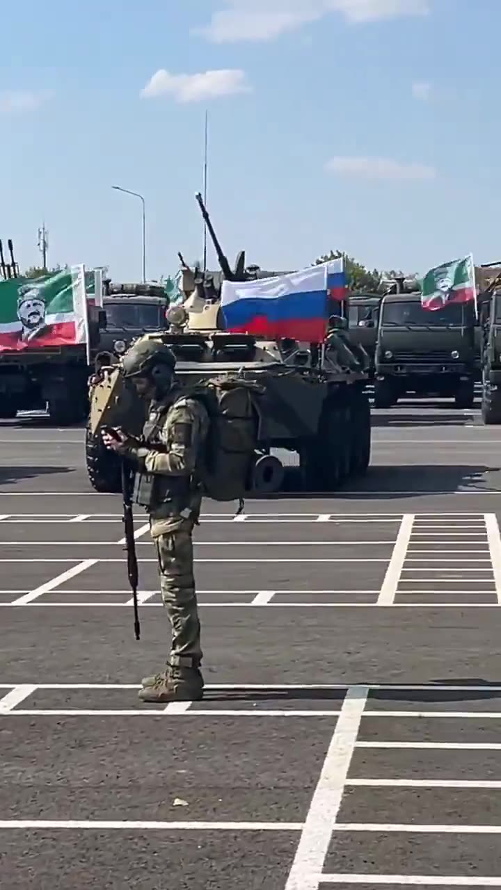 Chechen fighters are going to the NWO. Thousands of fighters, armor ...