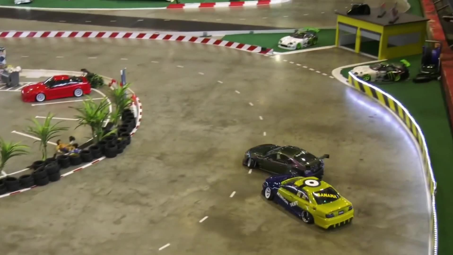 GREAT RC DRIFT CAR RACE MODELS IN PAIR COMPETITION MODEL TECHNIK,