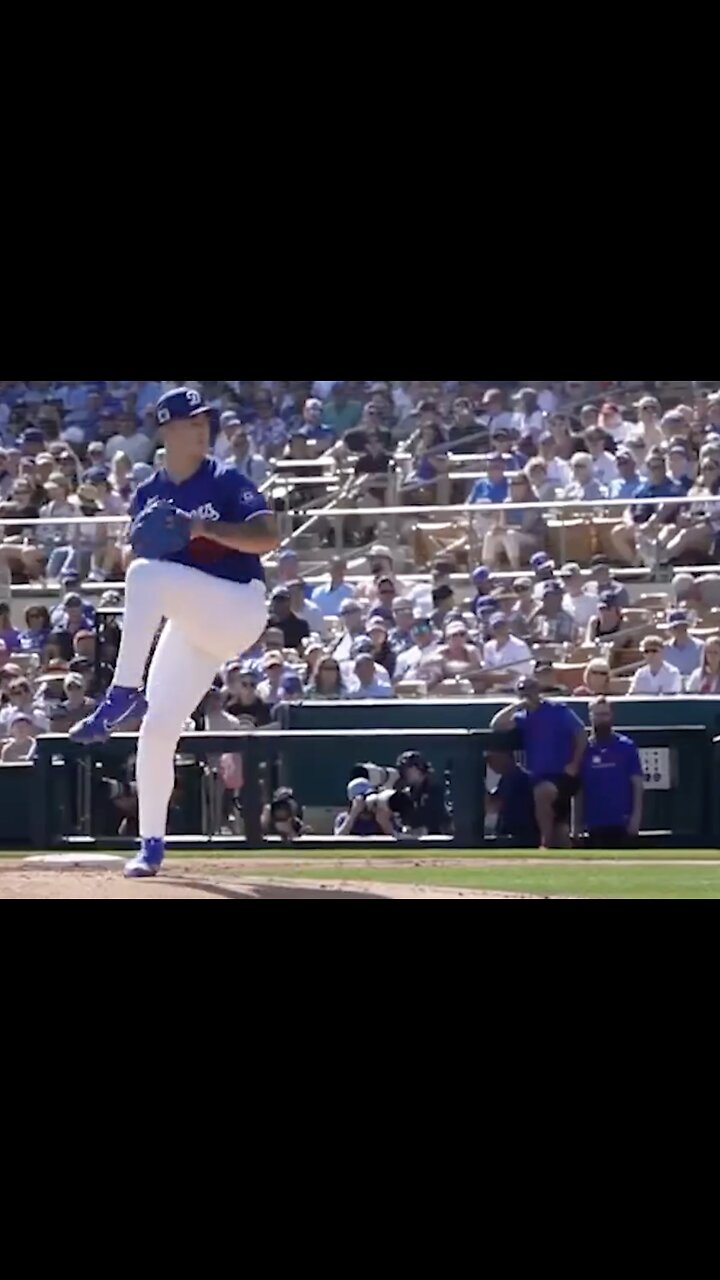 Dodgers Pitcher hit with 106 mph ball to the head