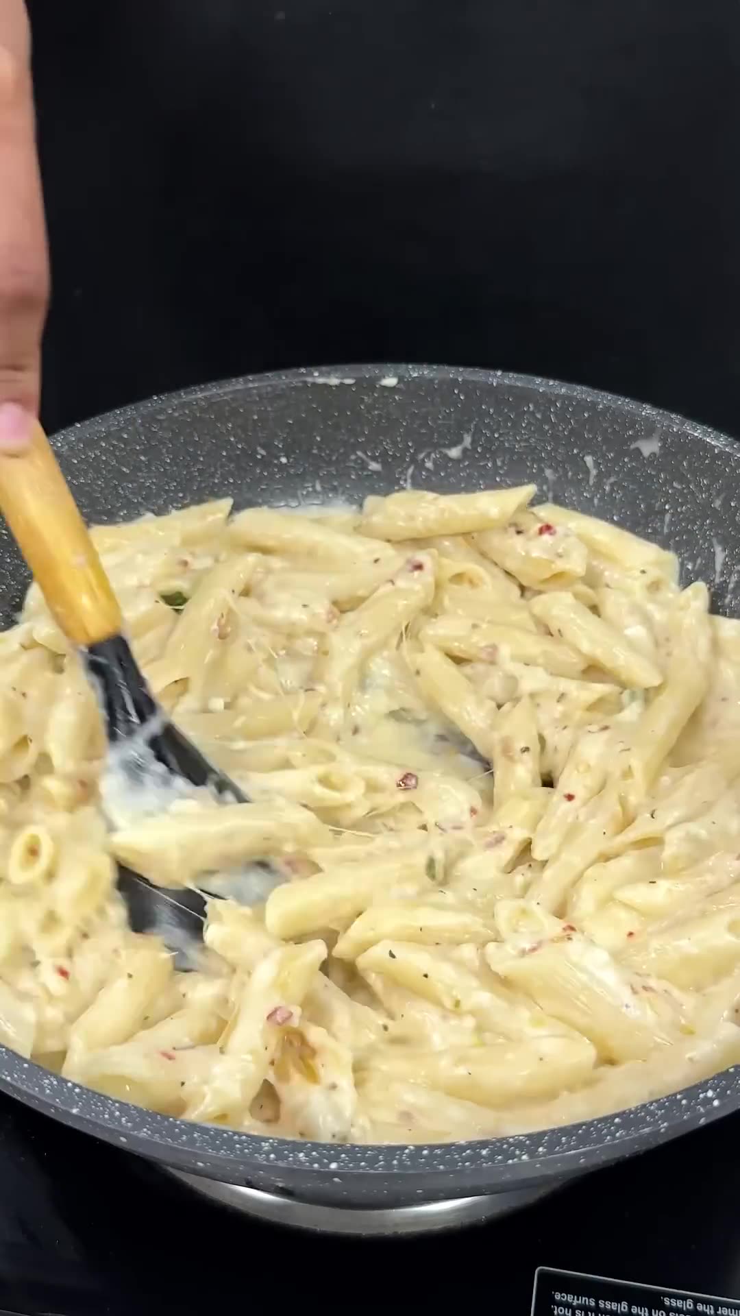 Cheesy White Sauce Pasta ASMR Cooking _shorts _food _cooking _asmr ...