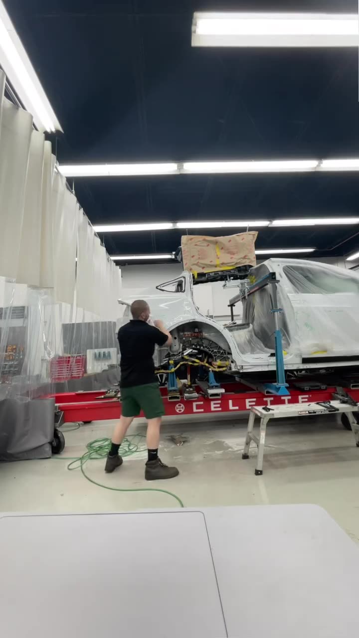 Tesla Model X Quarter Assembly mounted on Celette Sevenne XL on ...