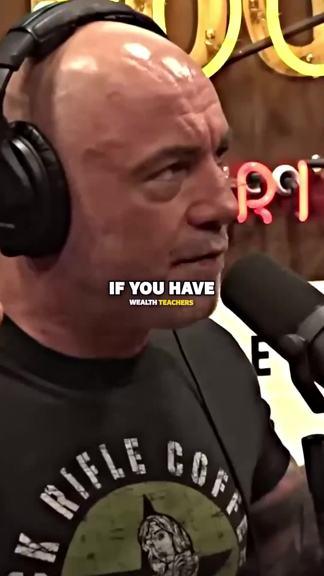 Joe Rogan - Why Hemp is Better than Plastic