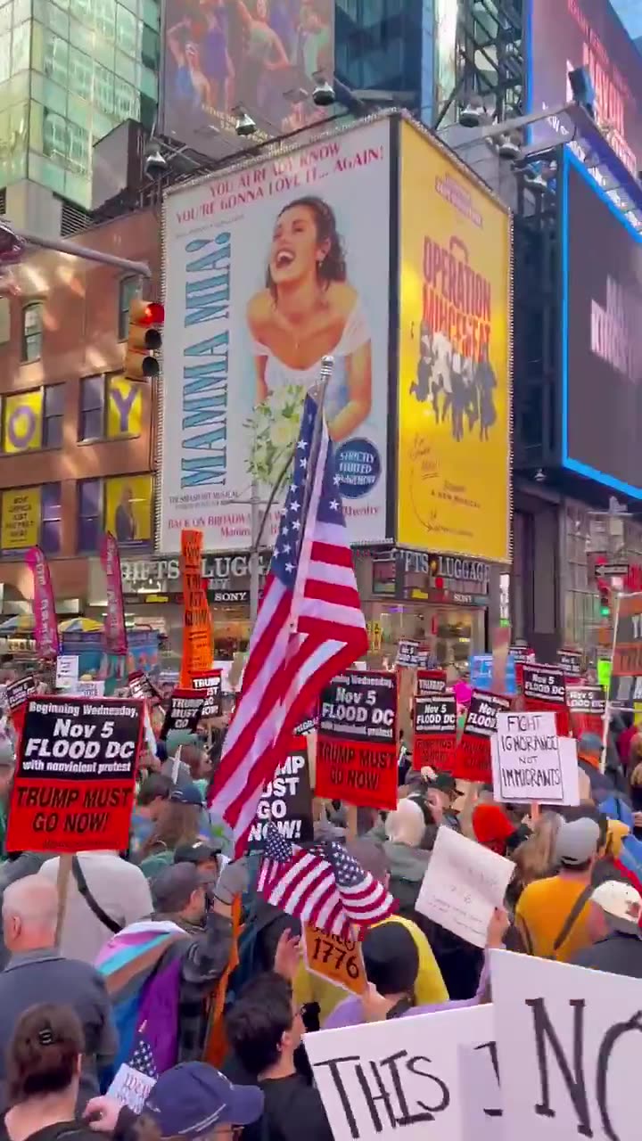 BREAKING: An enormous turnout in New York’s Times Square for No Kings Day