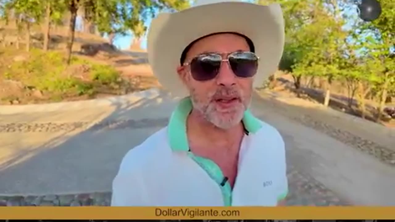 Elon Musk is basically the President right now, flashing Masonic signs ...