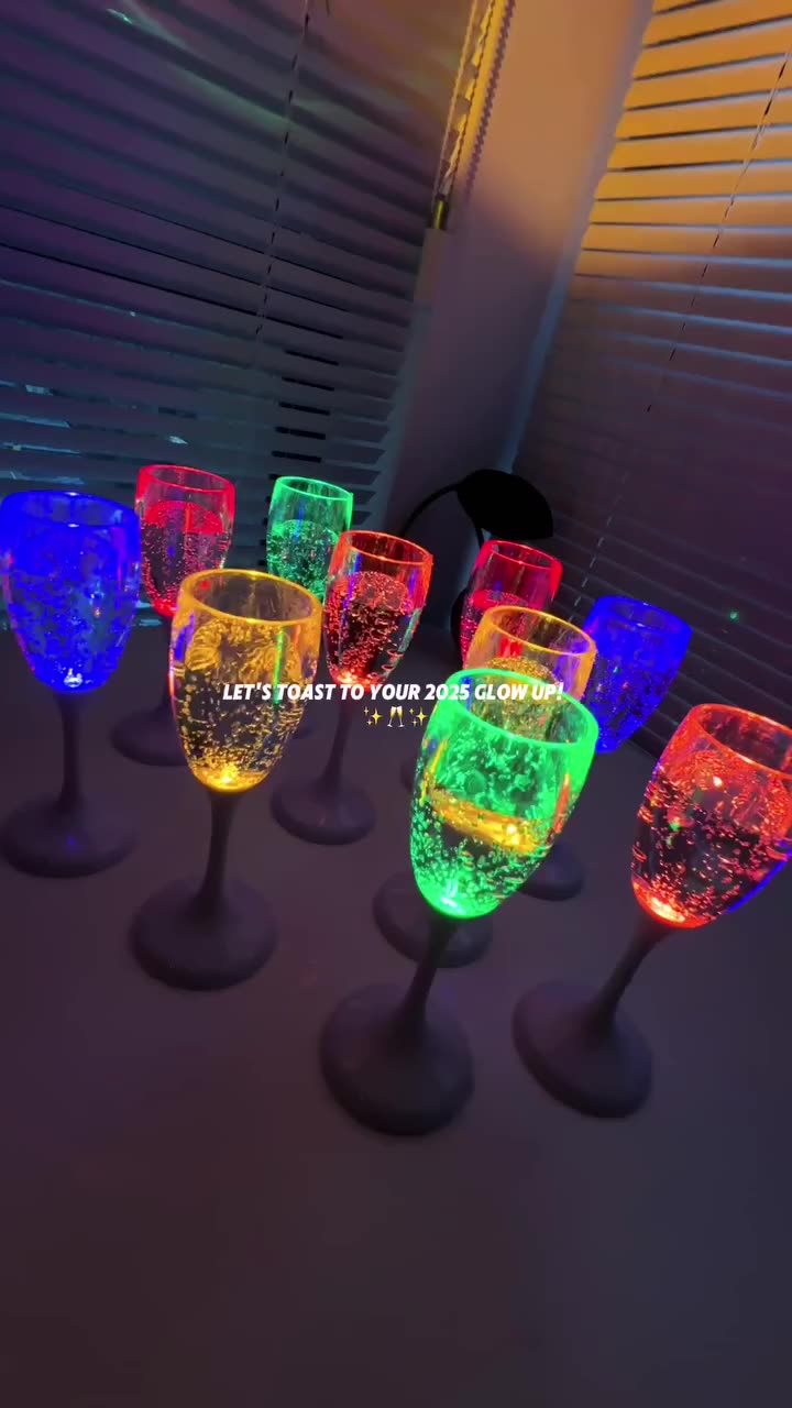 LED Light Up Wine Champagne Flutes – Glow in the Dark Party Cups
