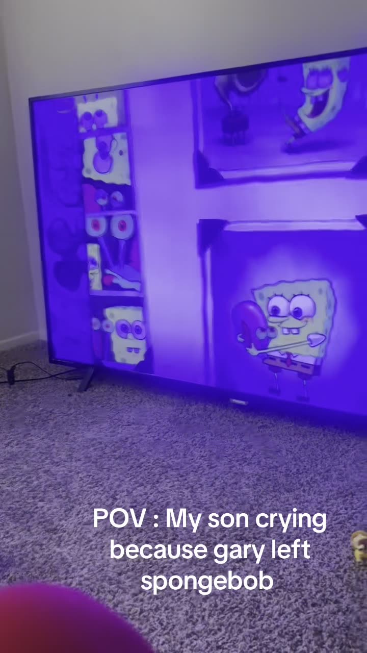Poor spongebob 😢😢😂😂
