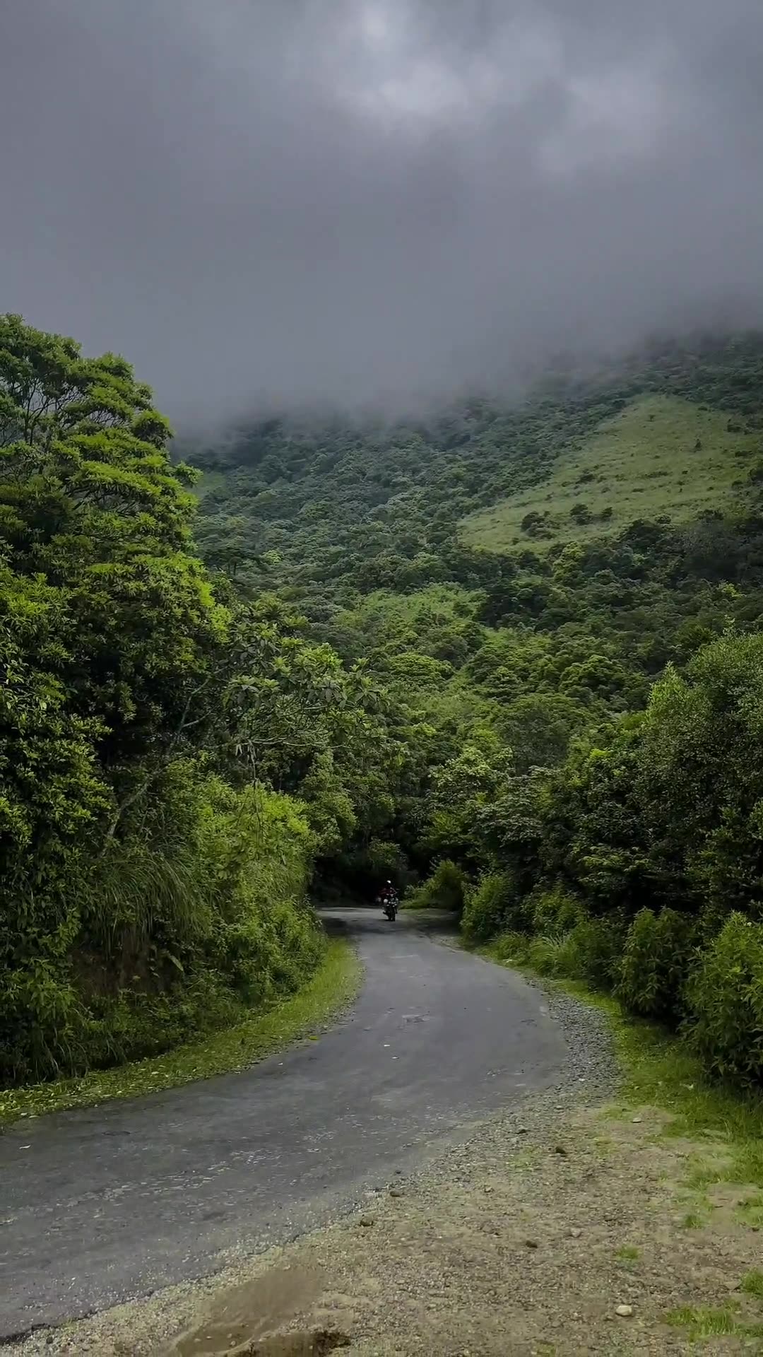🌿🌄 Explore the Hidden Gem of Riverston, Matale 🏞️