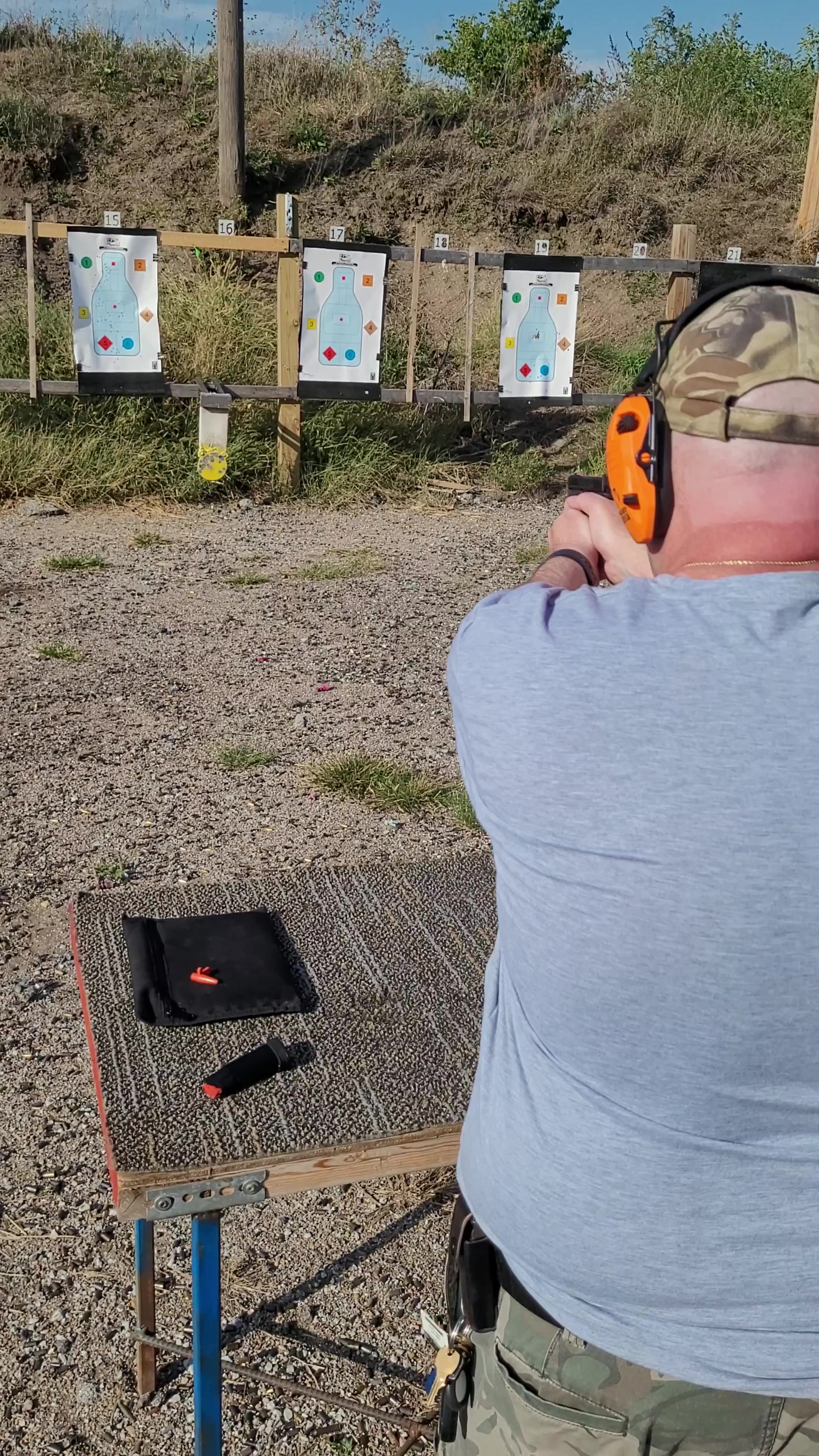 Gizzard Gary Shooting S&W Shield Plus 30 Super Carry