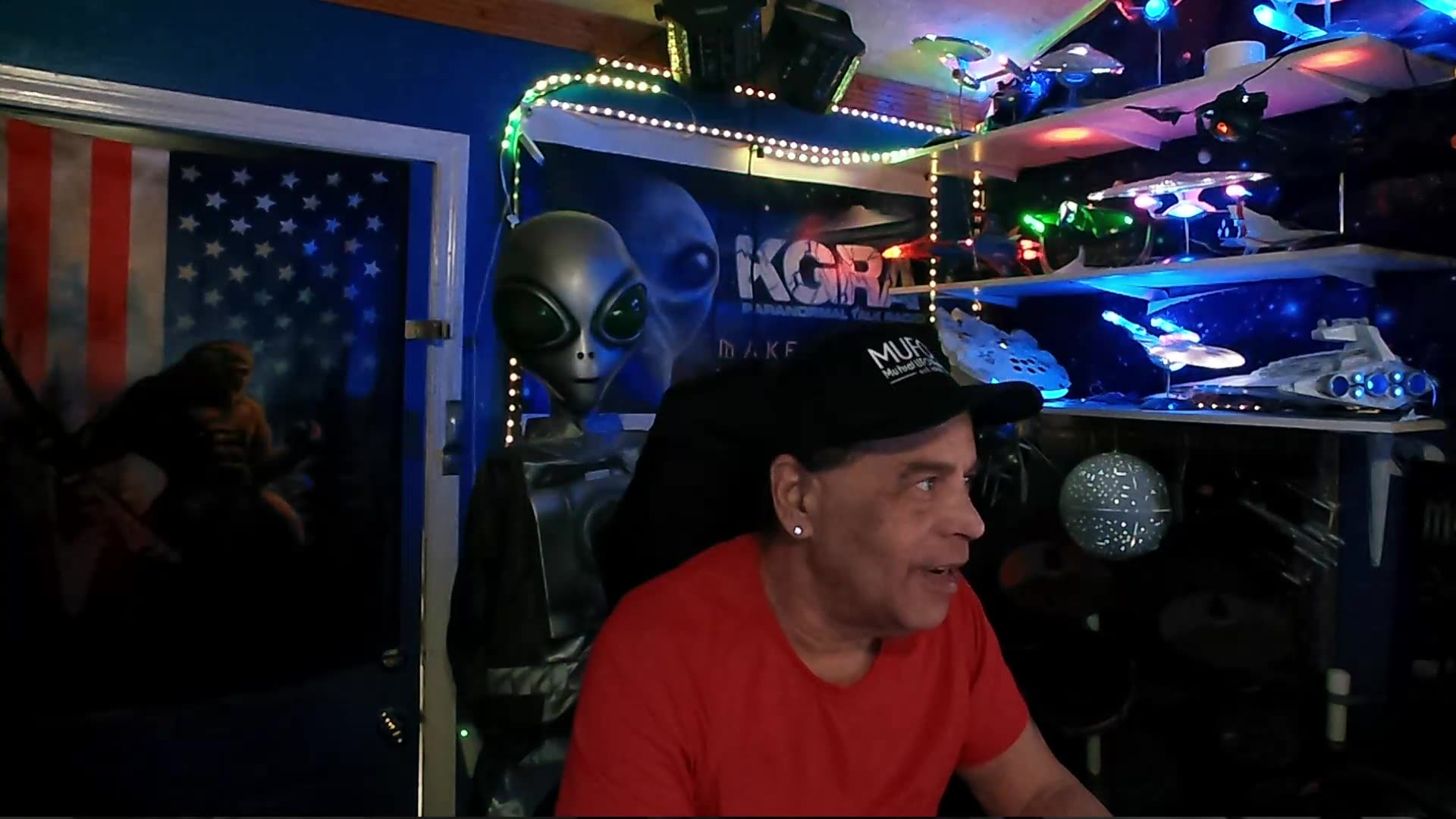 Gaming, Chatting, Who Knows LOL