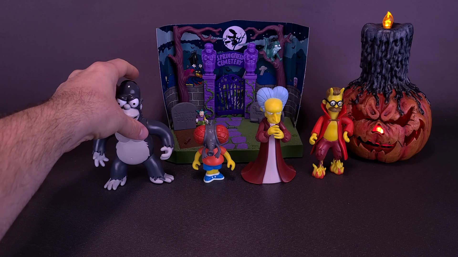 Playmates Simpsons Treehouse of Horror Springfield Cemetery ToysrUs ...