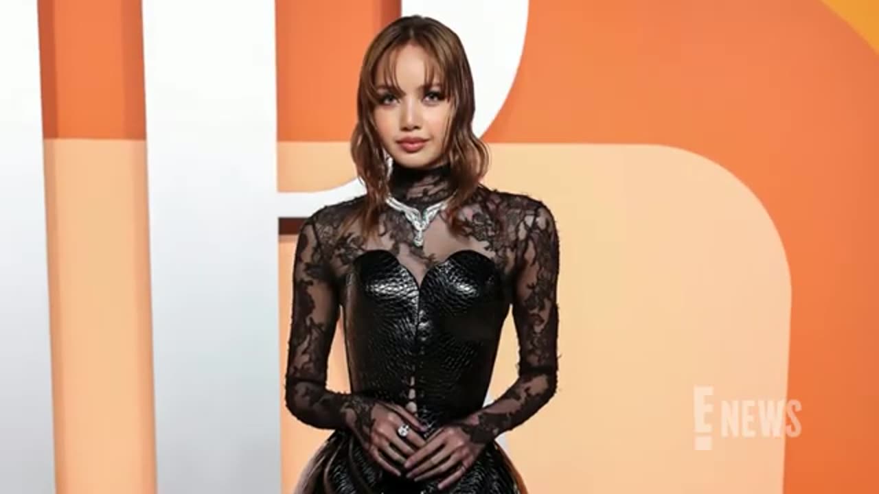 BLACKPINK’s Lisa Stuns in Sultry Dress at Vanity Fair Oscars 2025 After ...
