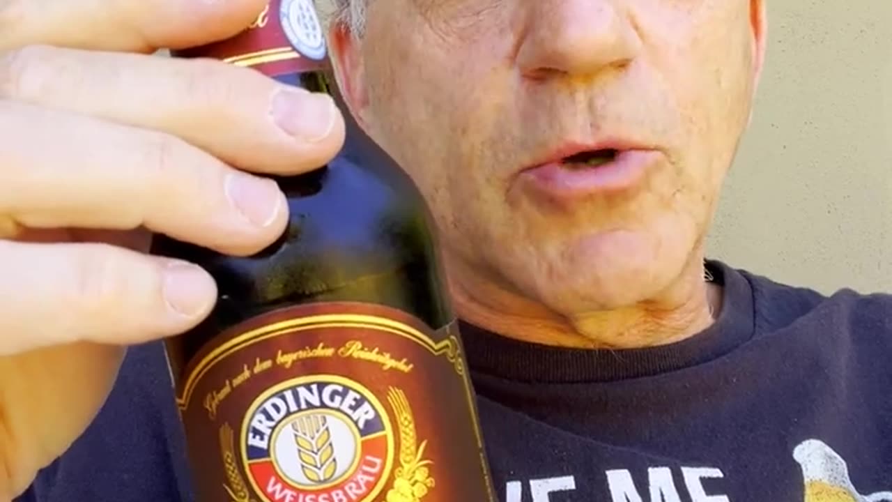 Erdinger Weissbier Dunkel Beer Review