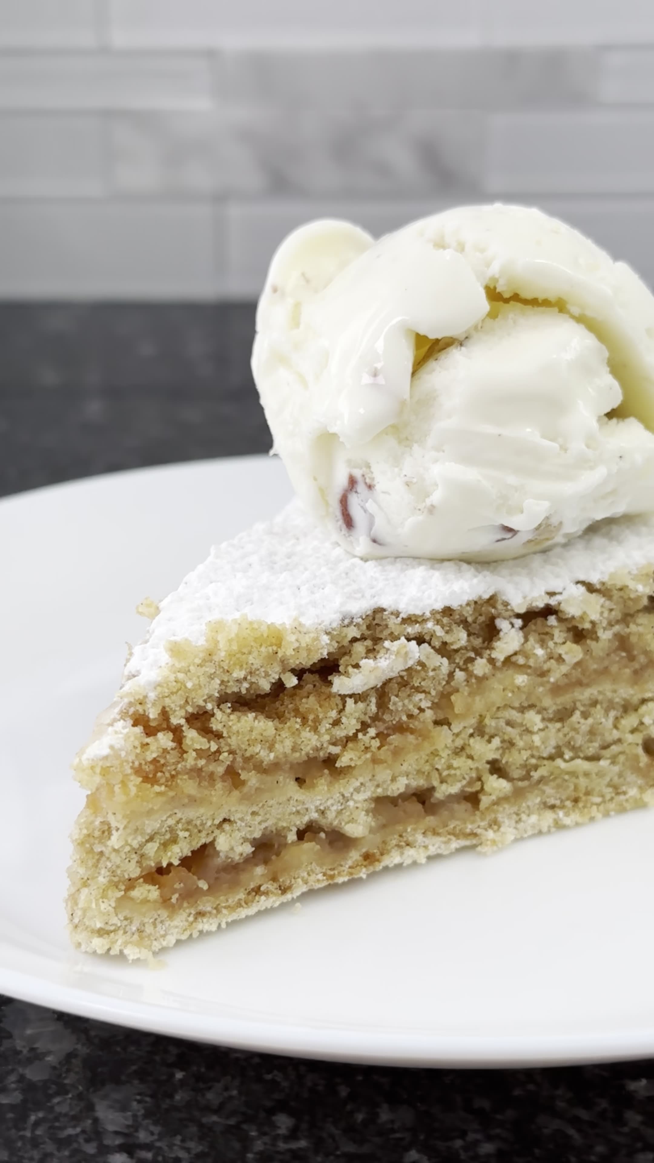 Eggless Apple Cake 🥧