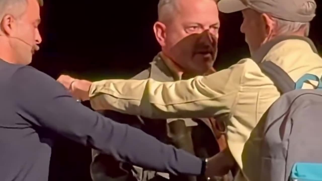 Lawyer jumps on stage and subpoenas Sam Altman during SF talk with ...