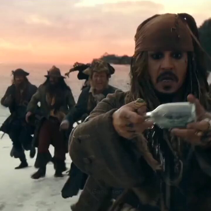 Pirates Of the Caribbean 📽️