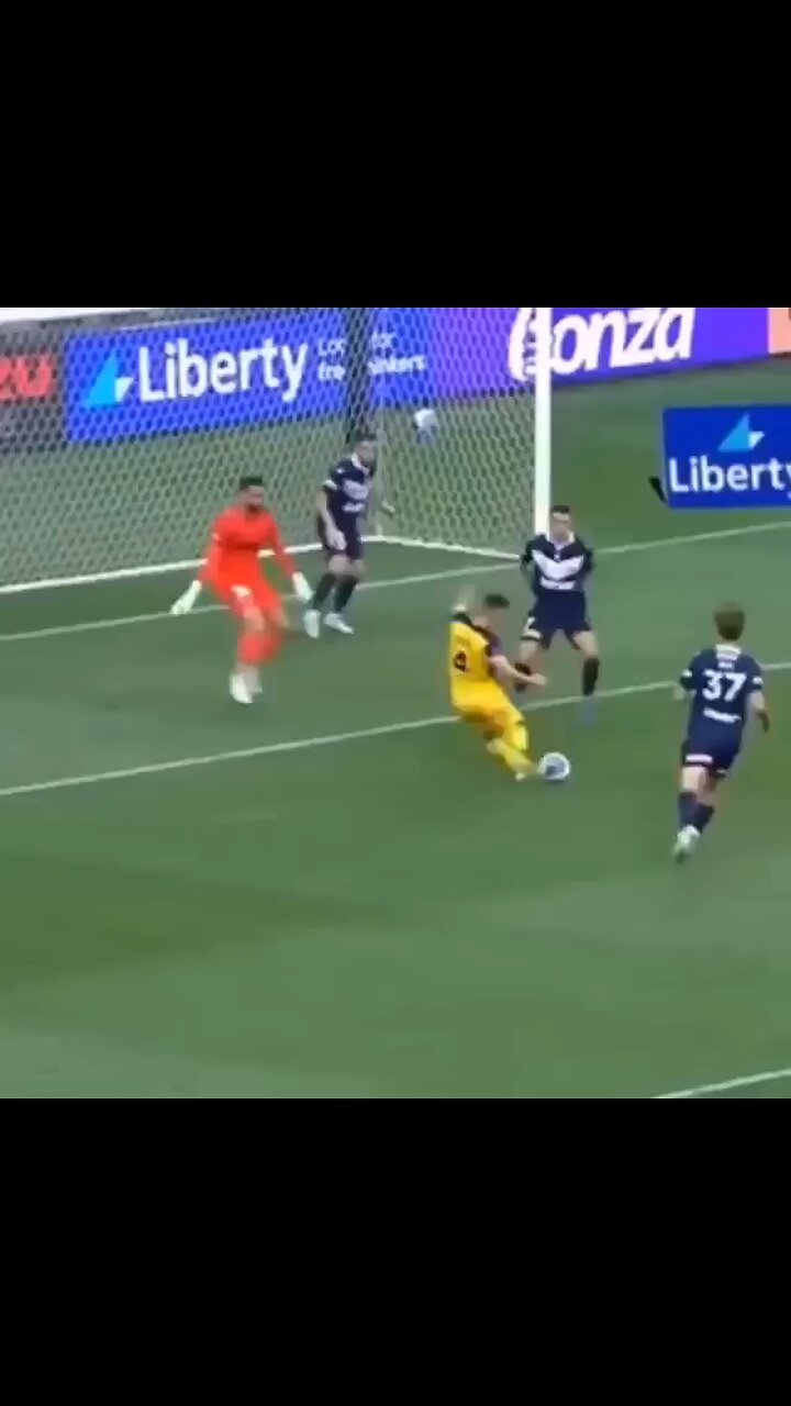 football miss shot moment