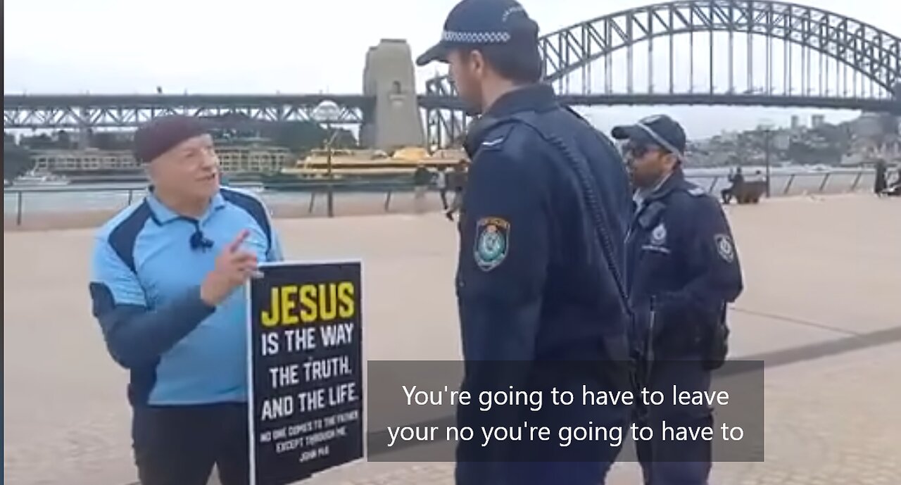 Police force Christian man to leave the Sydney Opera House area for ...