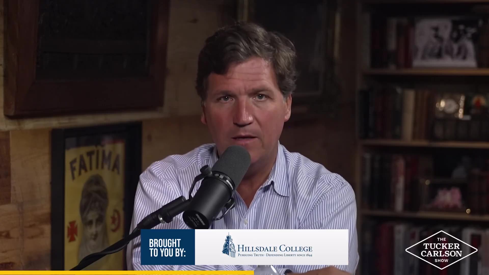 Tucker Carlson talks to Conor McGregor