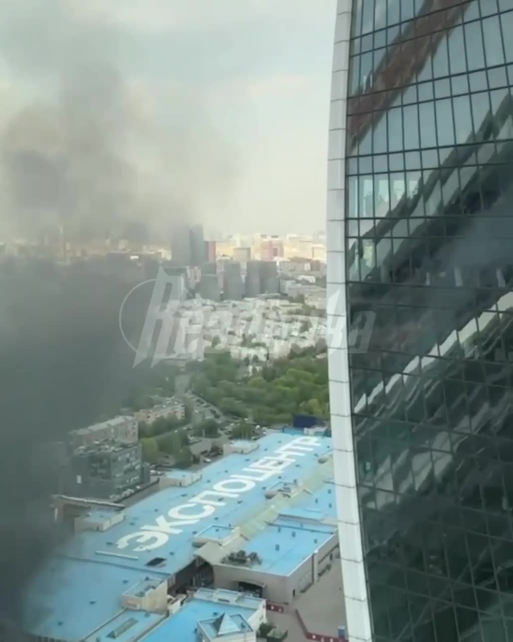 ⚡️At least three powerful explosions occurred in "Moscow City"