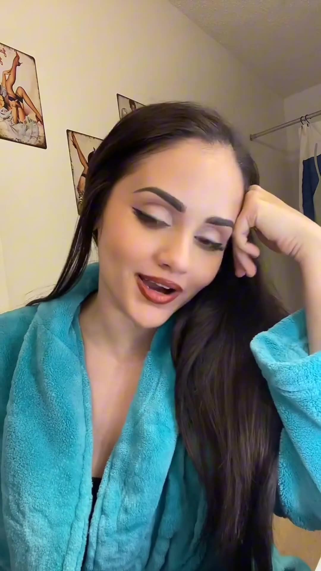 TIKTOK LIVE- angiebellaj FEB 21ST, 2025
