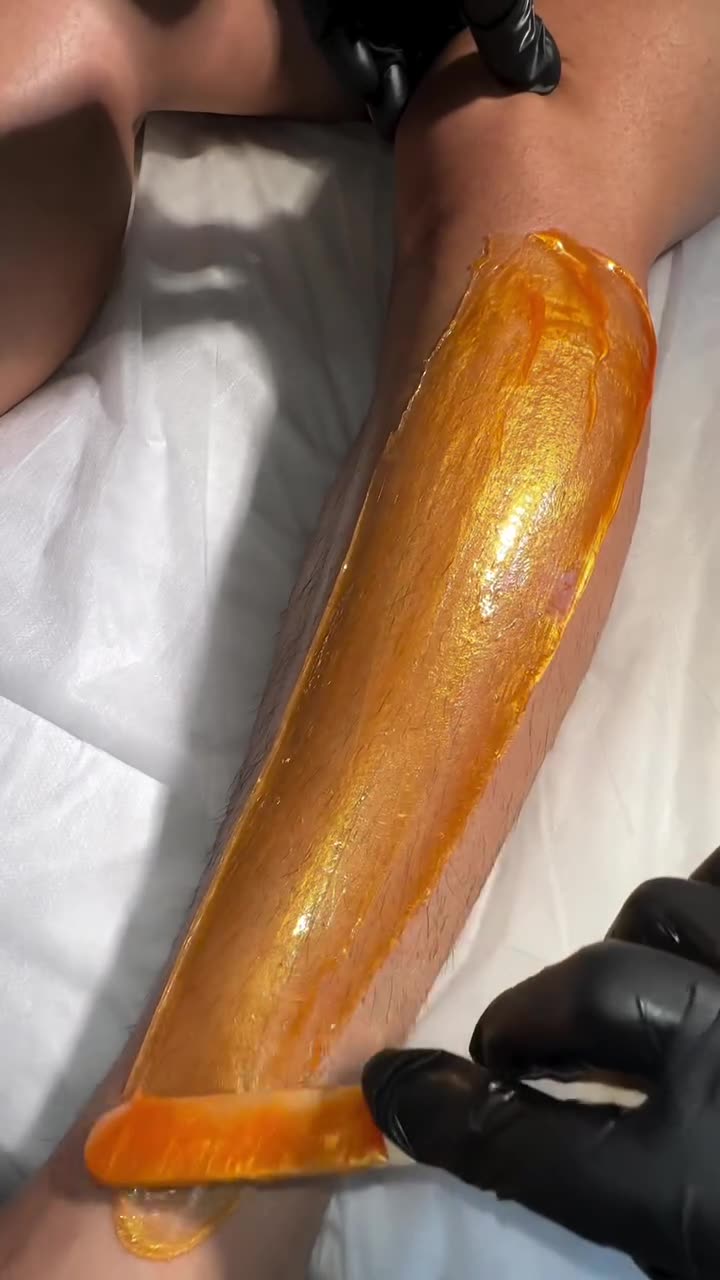 📍Leg Waxing in California Using Sexy Smooth Golden Allure Hard Wax ...