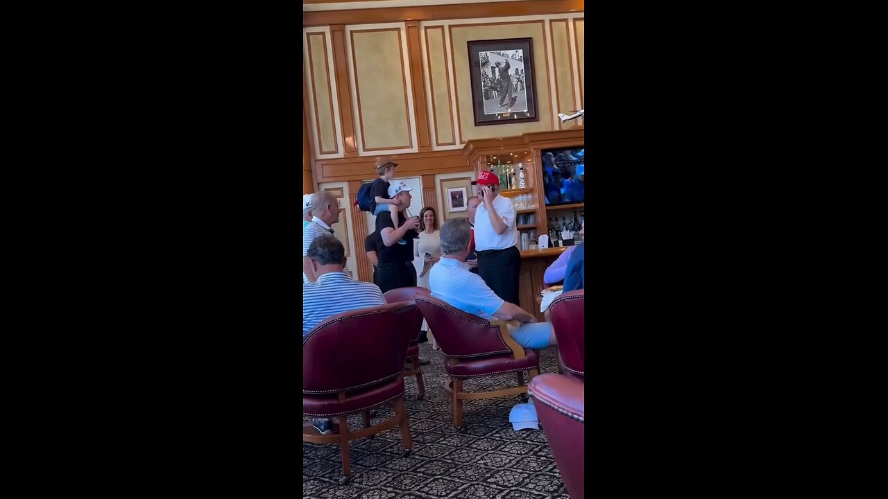 Donald Trump, Elon Musk & Lil X at Trump International Golf Club Palm ...