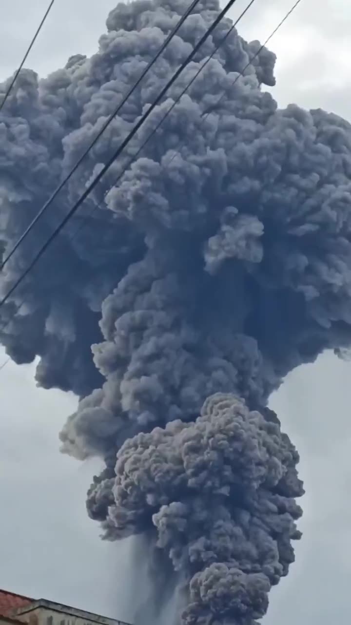 Mount Marapi volcano erupts in Indonesia, spews massive column of ash