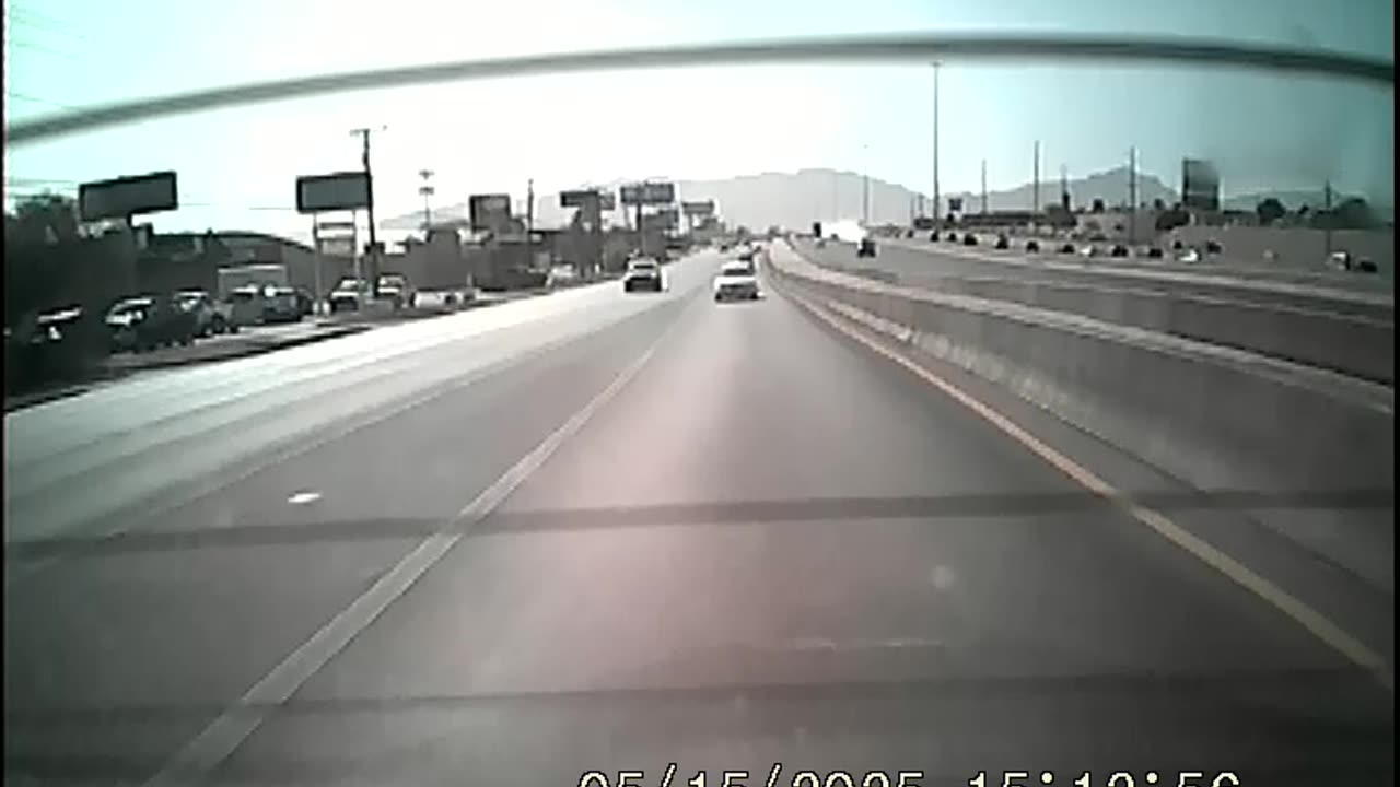 Truck Driving Without a Wheel on I-10