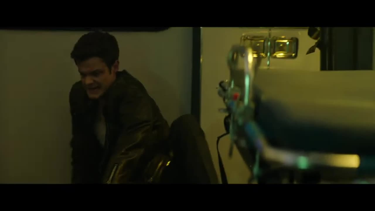 Novocaine (2025) 4K | “CLEAR!” Defibrillator Scene | Intense Medical ...