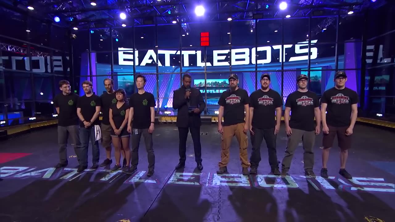 SawBlaze vs Razorback _ Season 2 Qualifying Round _ BattleBots