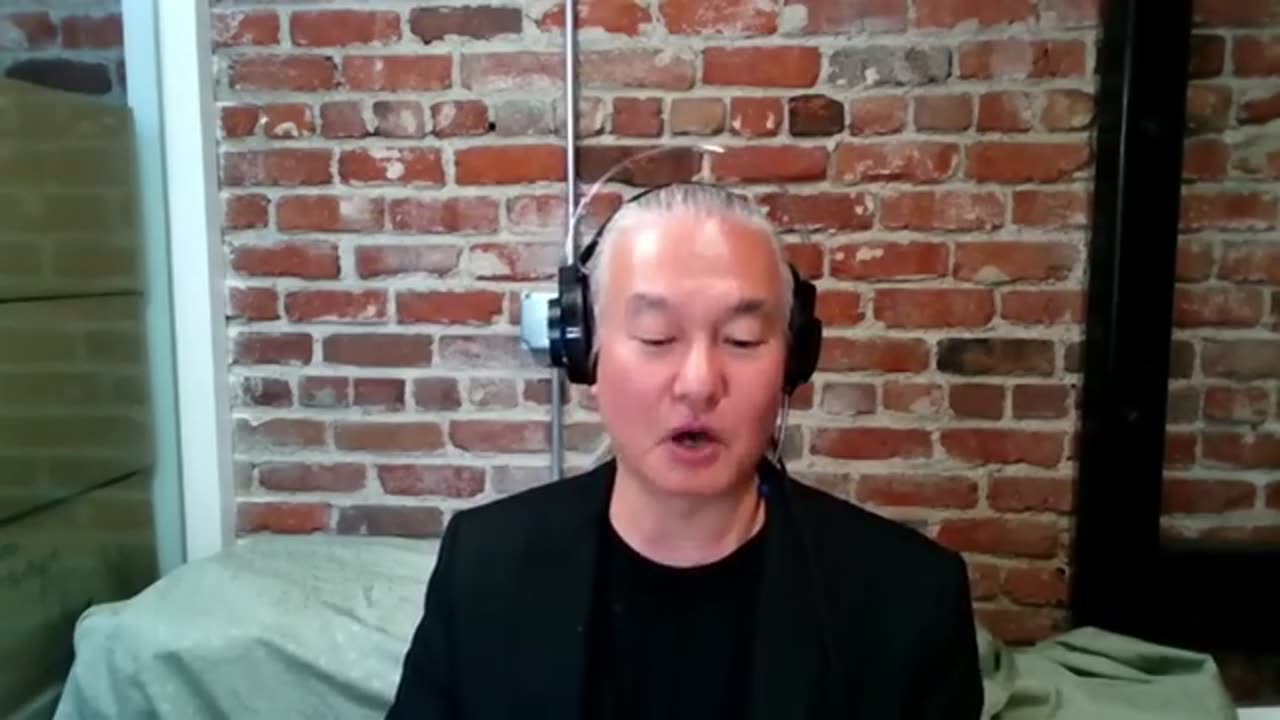 Iran’s New Chinese Air Defenses BLINDSIDE Israel w/ Brian Berletic ...