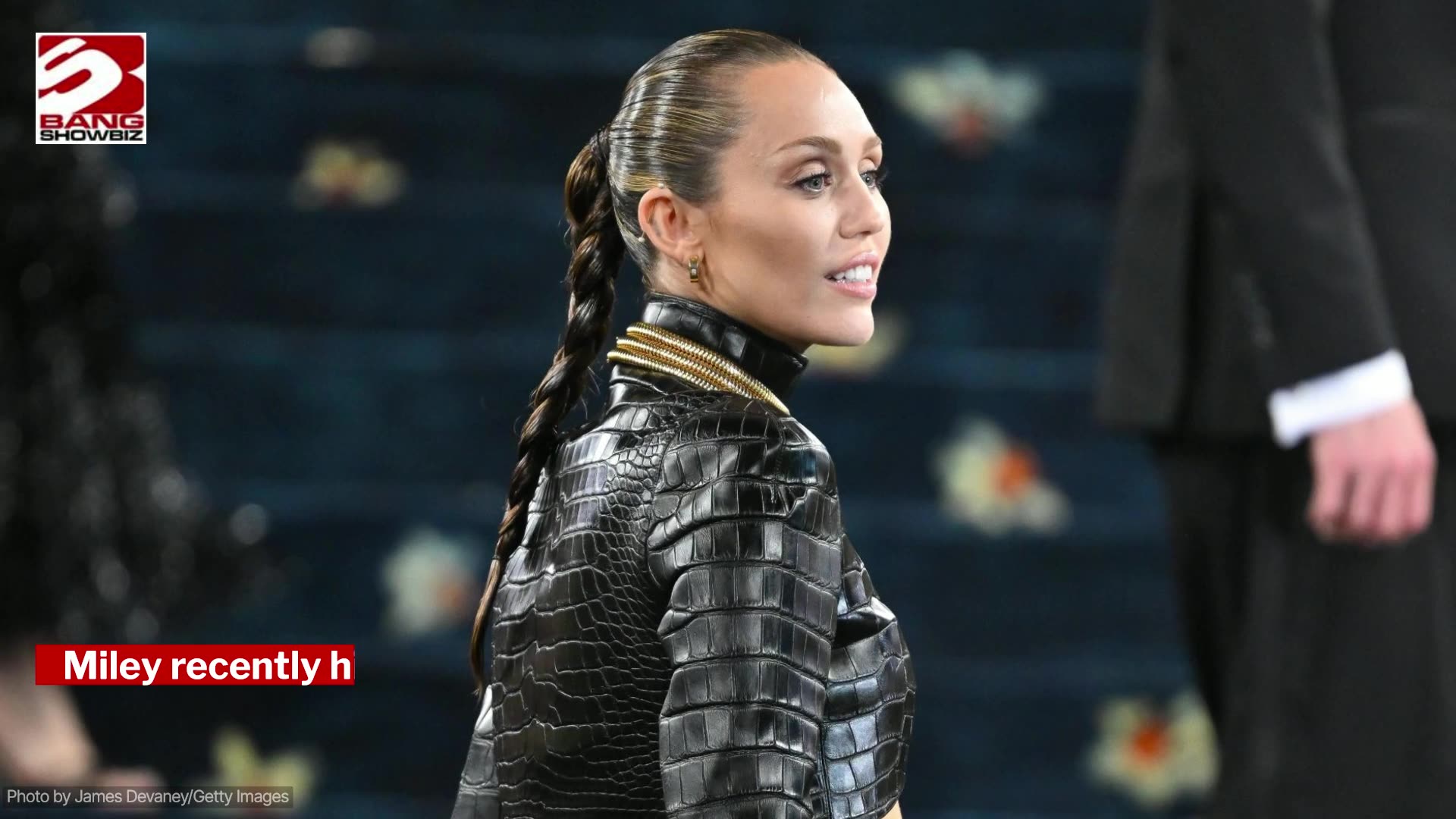 Miley Cyrus appears to have fired back after claims of being ...
