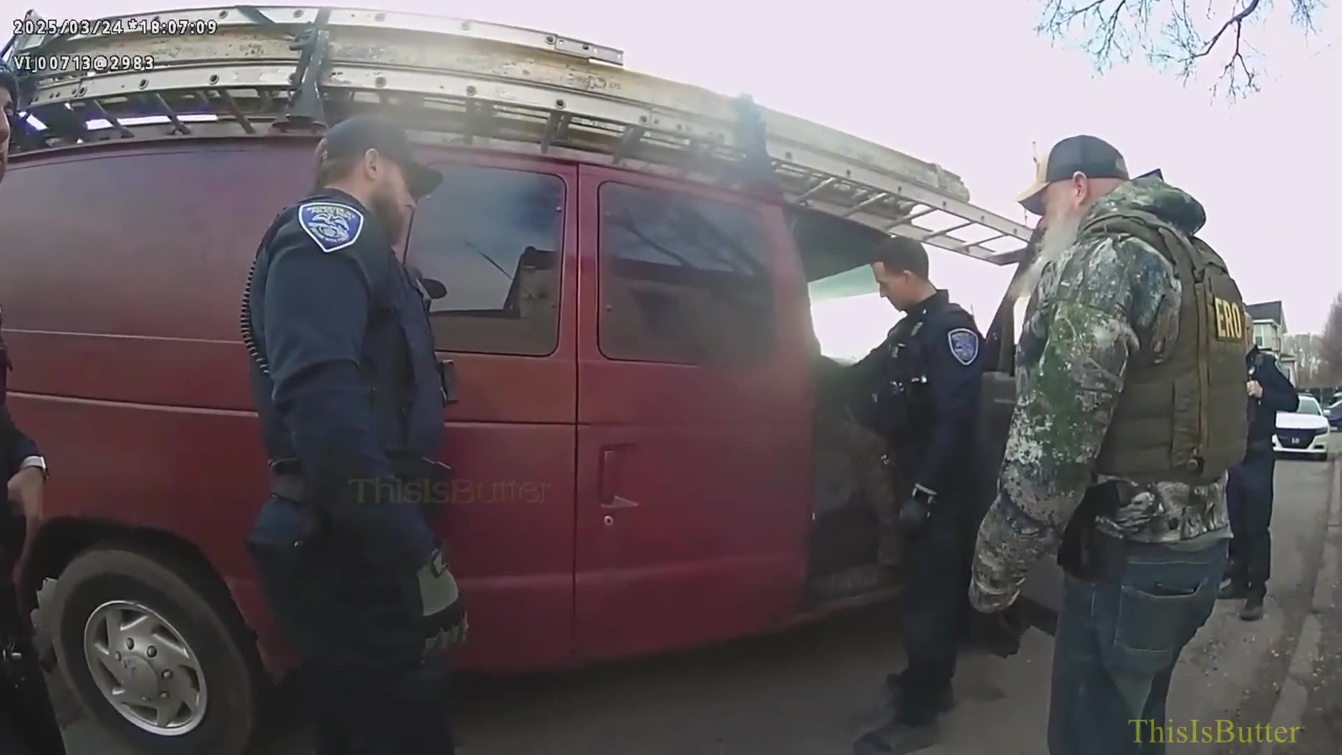 Body-worn camera footage shows RPD officers helping Border Patrol ...