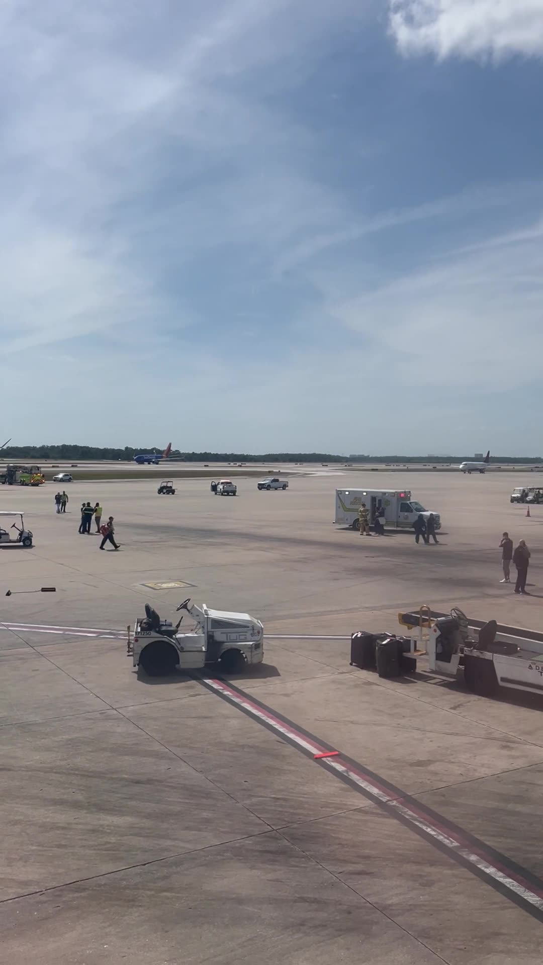 Delta MCO Fire Filmed From Other Airplane