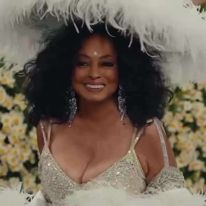 Met Gala 2025 Dianna Ross Makes An Entrance!