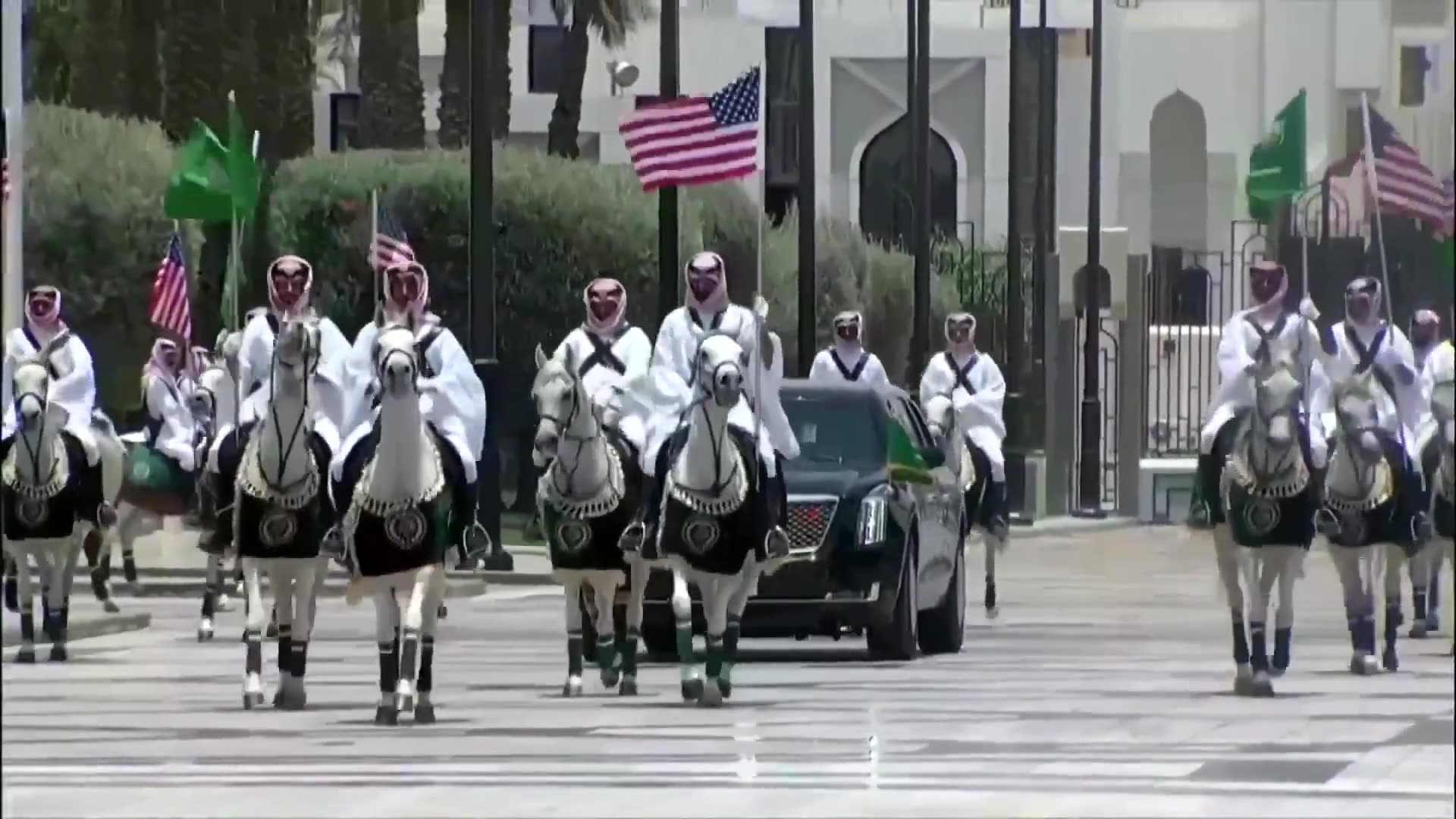 🚨The Beast pulls up to the Saudi Royal Court in Riyadh 🔥 #USA