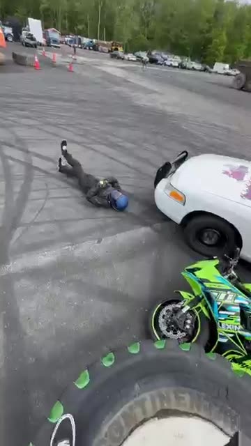Shocking: Fail Friday #fail #motofail #rideicon #lexinmoto #ouch # ...