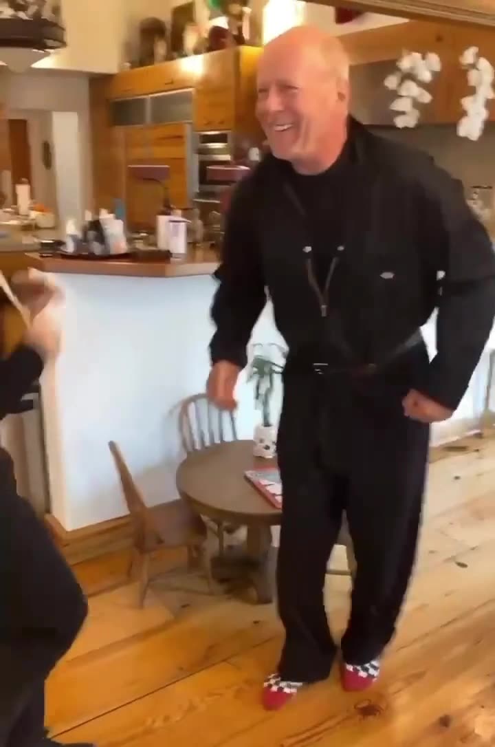 Bruce Willis Celebrates His 70th Birthday Dancing with Demi Moore