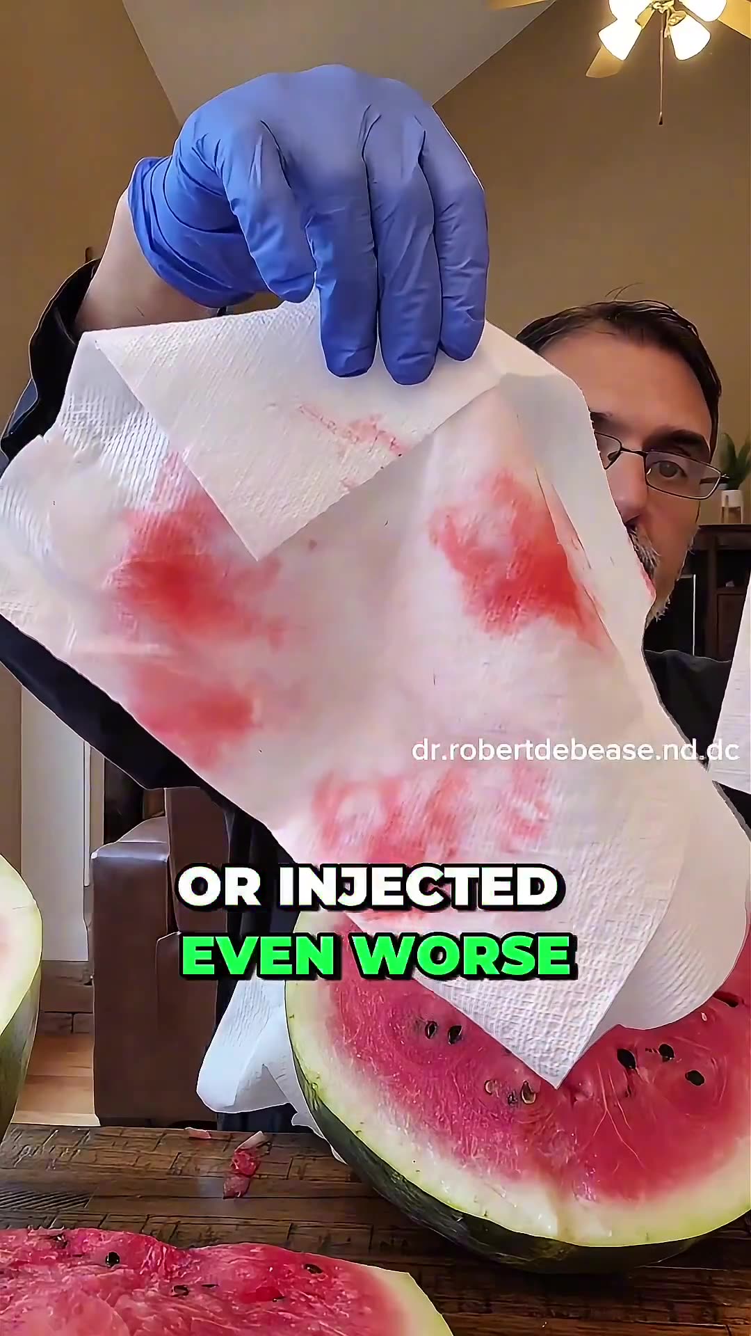 How to Identify Watermelons That Have Been Chemically Injected With Toxins